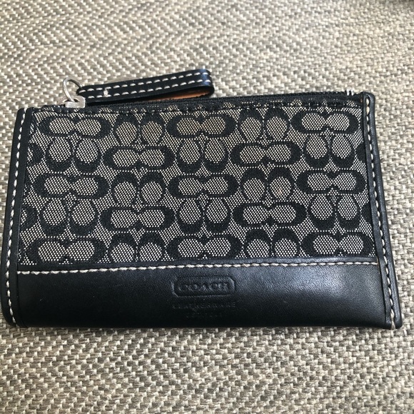 Coach | Accessories | Coach Credit Card Case | Poshmark